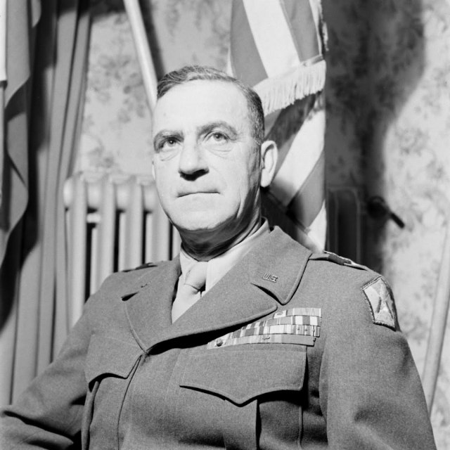 Paris 1944, 1. Uprising – Page 3 – Achilles the Heel