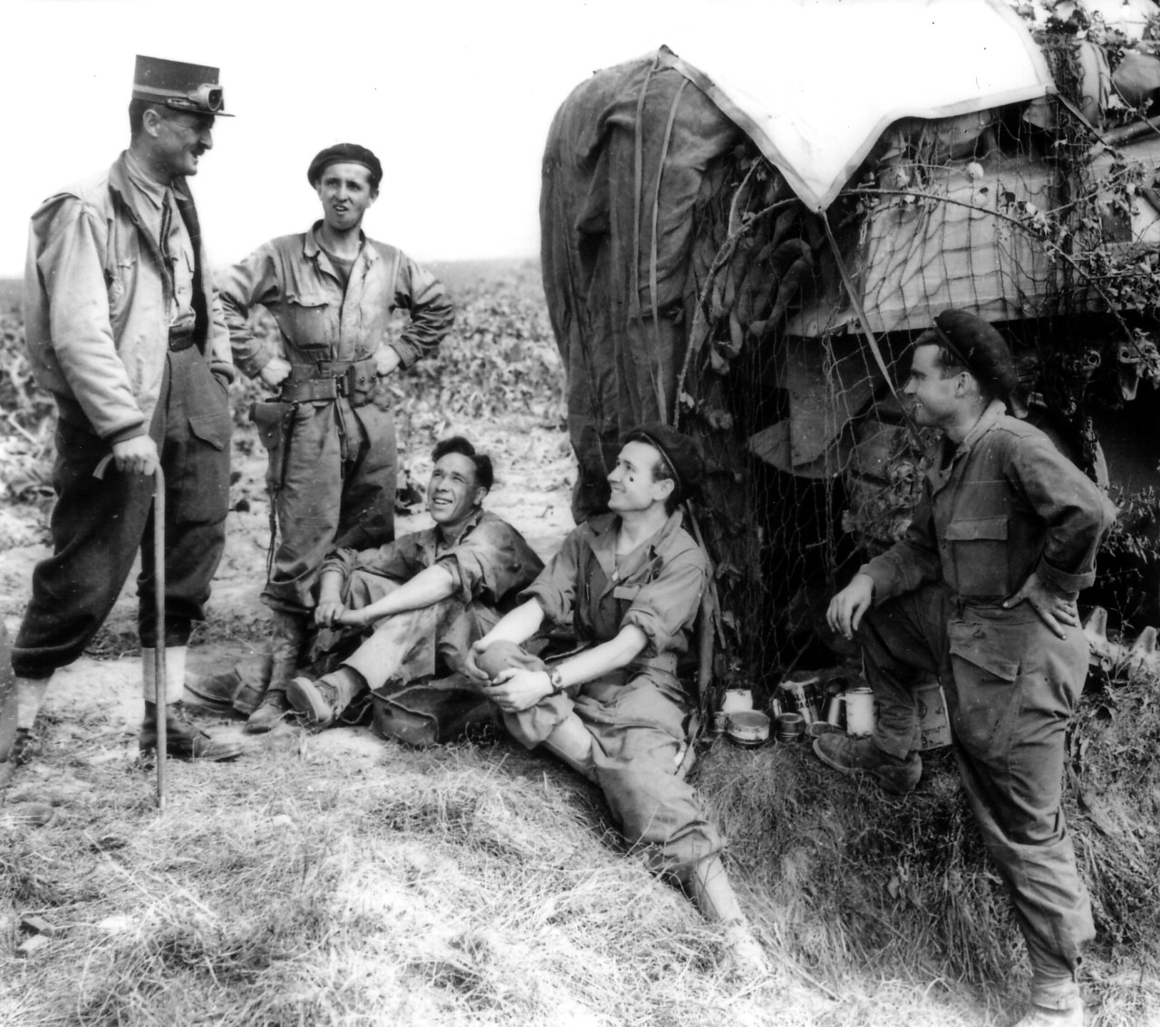 Paris 1944, 1. Uprising – Page 2 – Achilles the Heel