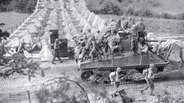 Out of the Blue: The Unraveling of Operation Market-Garden – Achilles ...